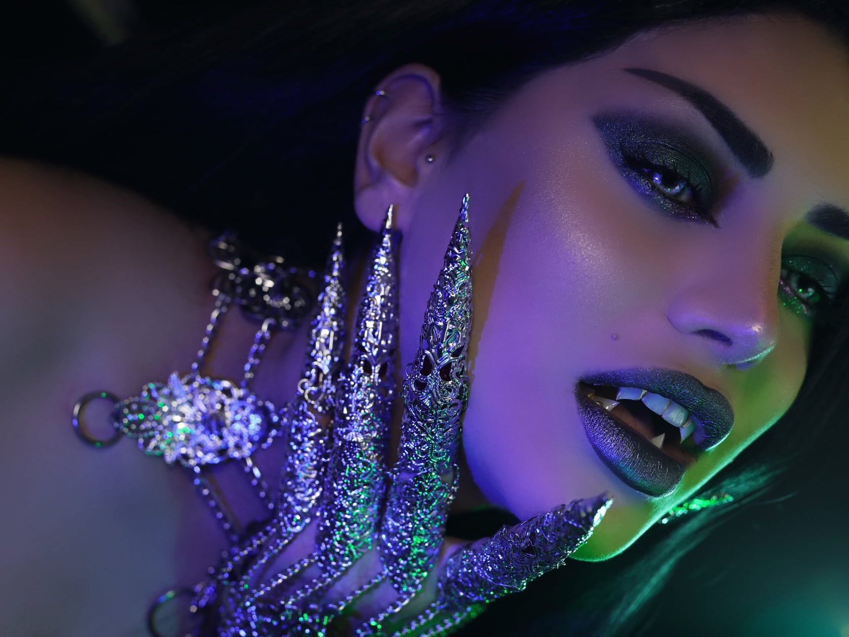 Full Hand Armor with Long Claws LOFN - MYRIL JEWELS – Myril Jewels